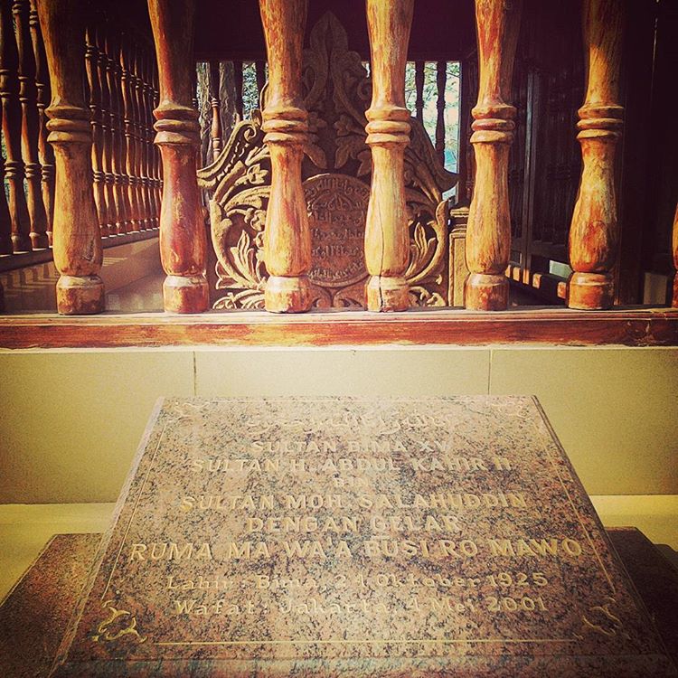 Informasi 3 Wisata Sejarah Peninggalan Kesultanan Bima - GoTripina